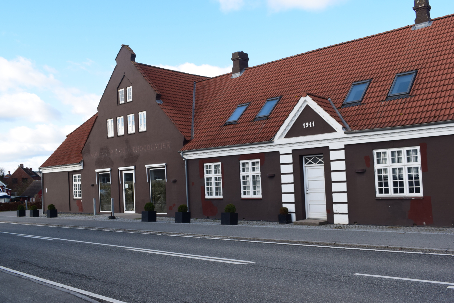 Fra Chokoladebrun til hvid - sikke en forskel - Hver sin farve til hver ...